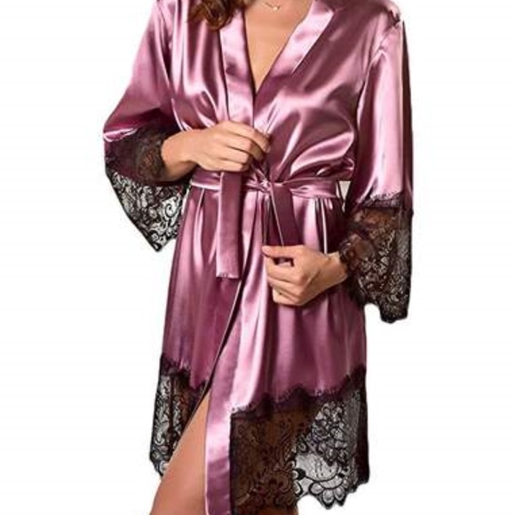 Intimates & Sleepwear | Pink Robe | Poshmark